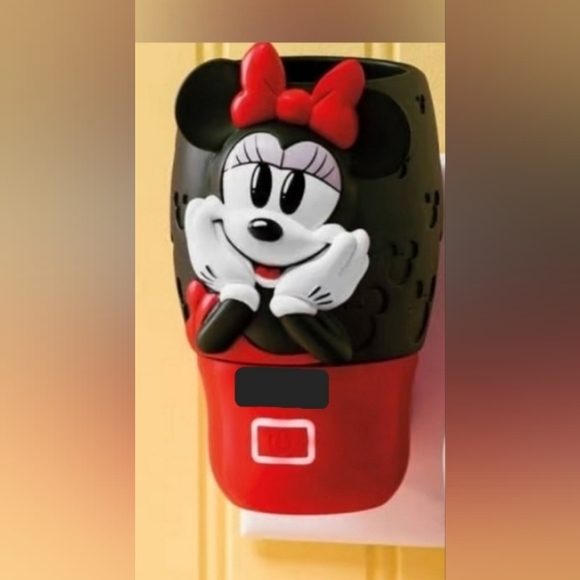 Scentsy | Accents | Scentsy Disney Minnie Mouse Wall Fan Diffuser Red ...